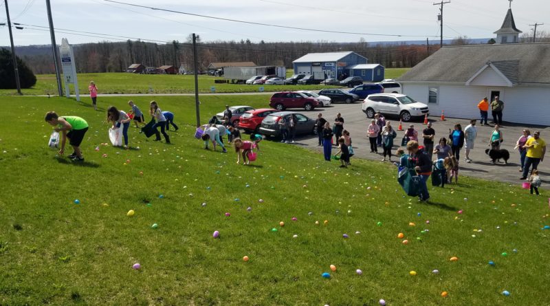 Children's Easter outreach draws 100-plus kids to worship God, hunt eggs